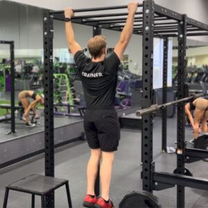 Pull Ups for Beginners - 4 Week Pull Up Program | YouFit Gyms